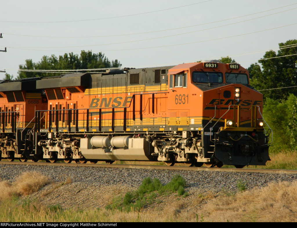 BNSF 6931
